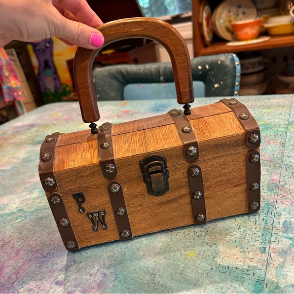 Walborg | Bags | Rare Vintage Walborg Trunk Purse | Poshmark